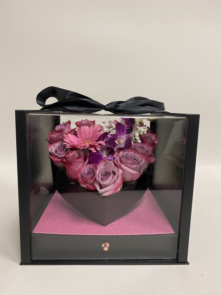 1119Ablk Black Acrylic Square Flower Box Tilted Heart Center And Drawer | D & E Floral Supplies